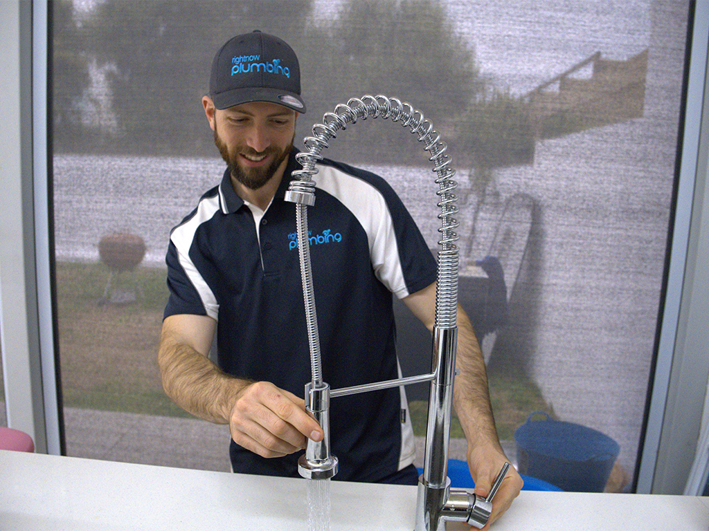 Fix a Leaking Tap Fast - Your DIY Guide - Right Now Plumbing Adelaide ...